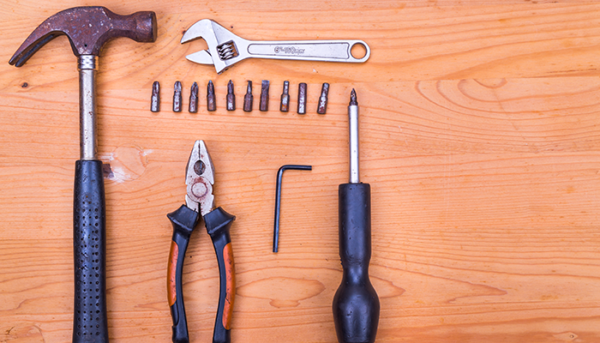 Safe Handling of Hand Tools | Alok Tools